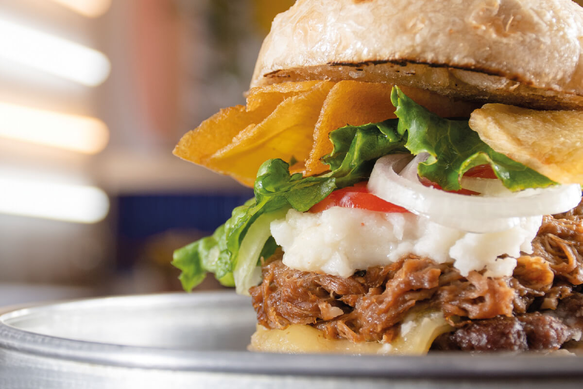 Explorando la Riqueza Gastronómica de Bolivia: Un Viaje de Sabores y ...